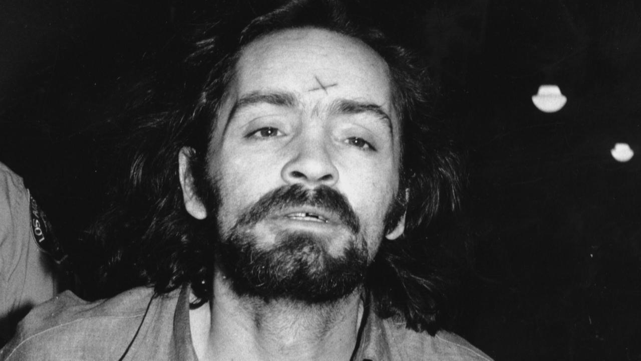 Tutti gli omicidi ordinati da Charles Manson ai seguaci della sua setta ...