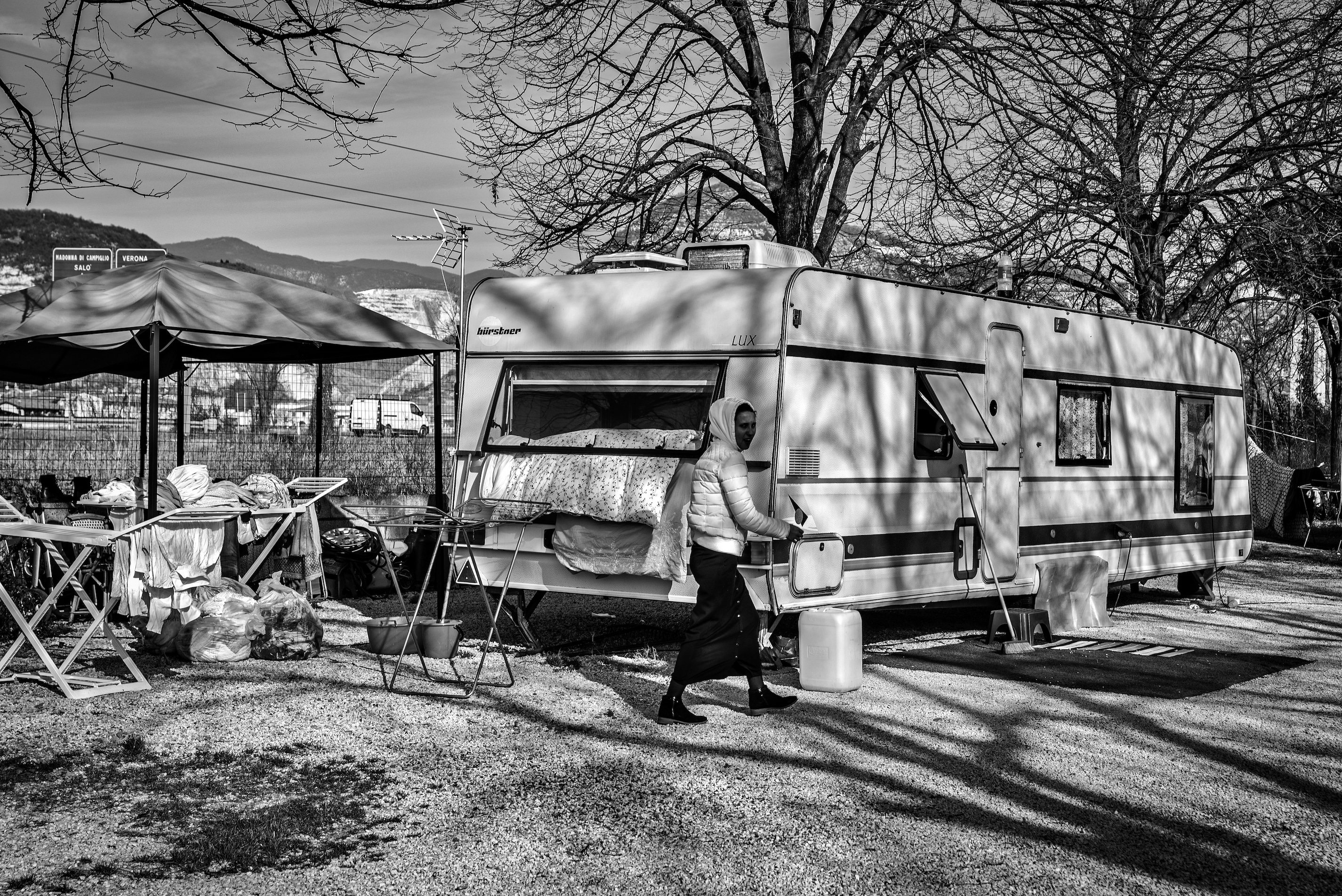 Dentro il campo nomadi di una delle famiglie rom più antiche del mondo