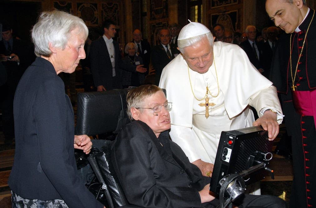 La straordinaria vita di Stephen Hawking in dieci foto | TPI