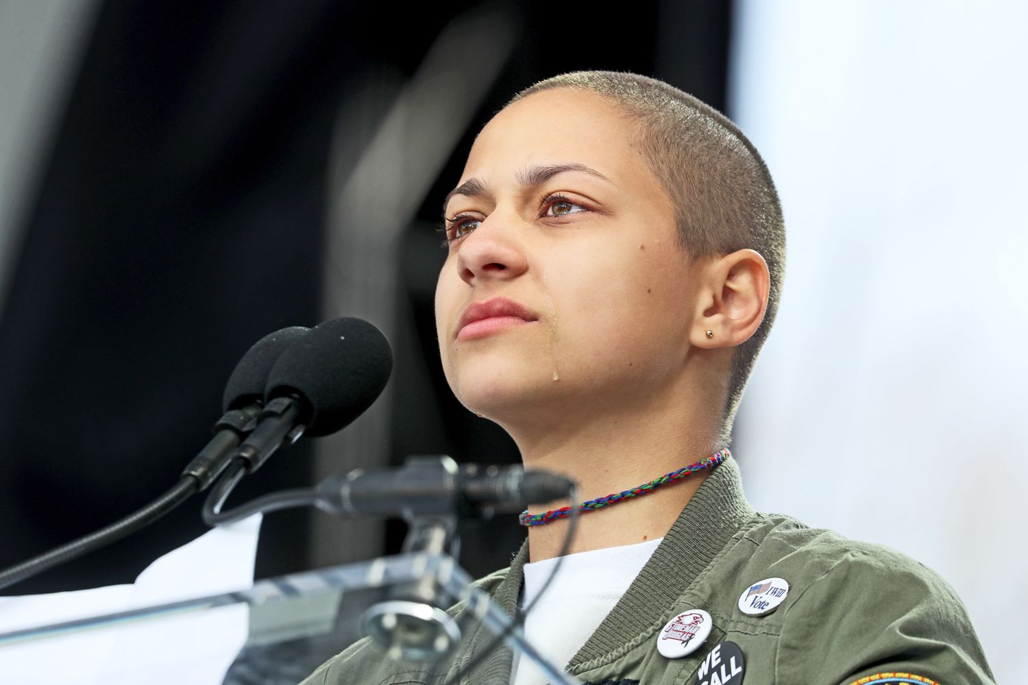 Chi è Emma González, studentessa divenuta simbolo della lotta alle armi