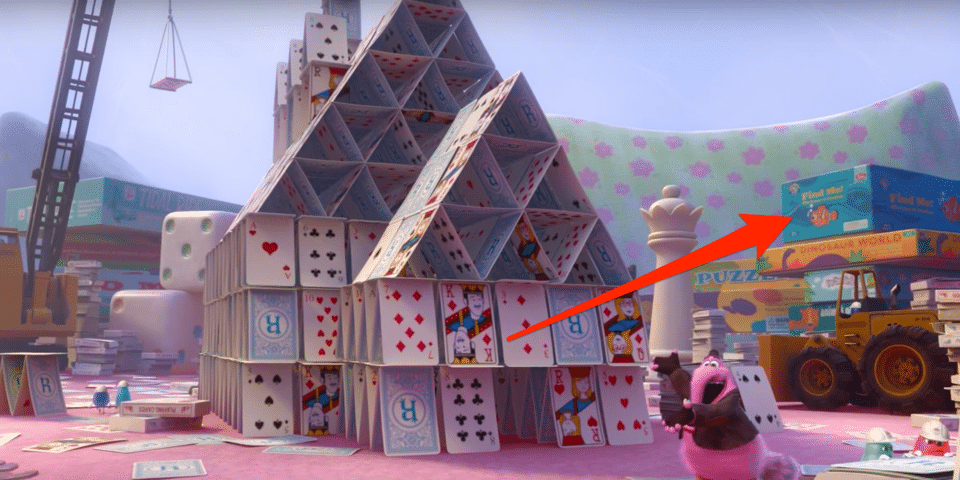 Tutti i piccoli dettagli nascosti che legano i film Pixar tra loro