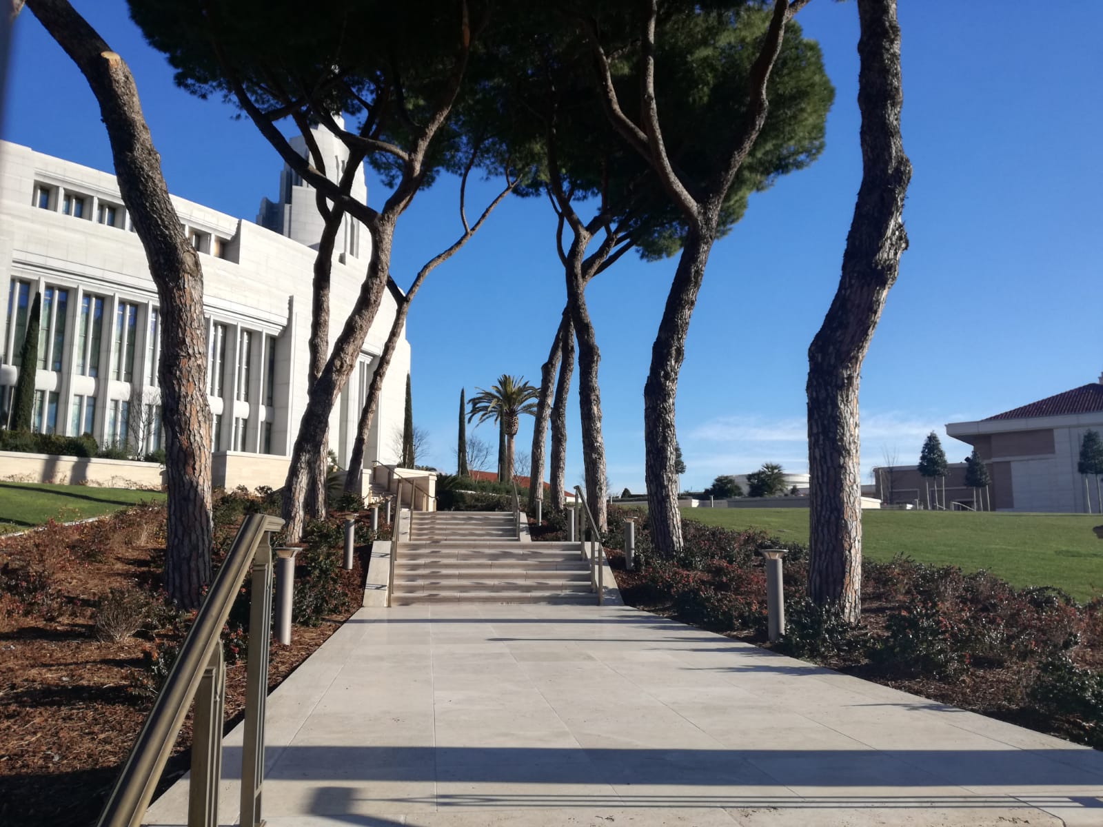 Mormoni Roma | Tempio mormone Roma Bufalotta | Visite | Indirizzo