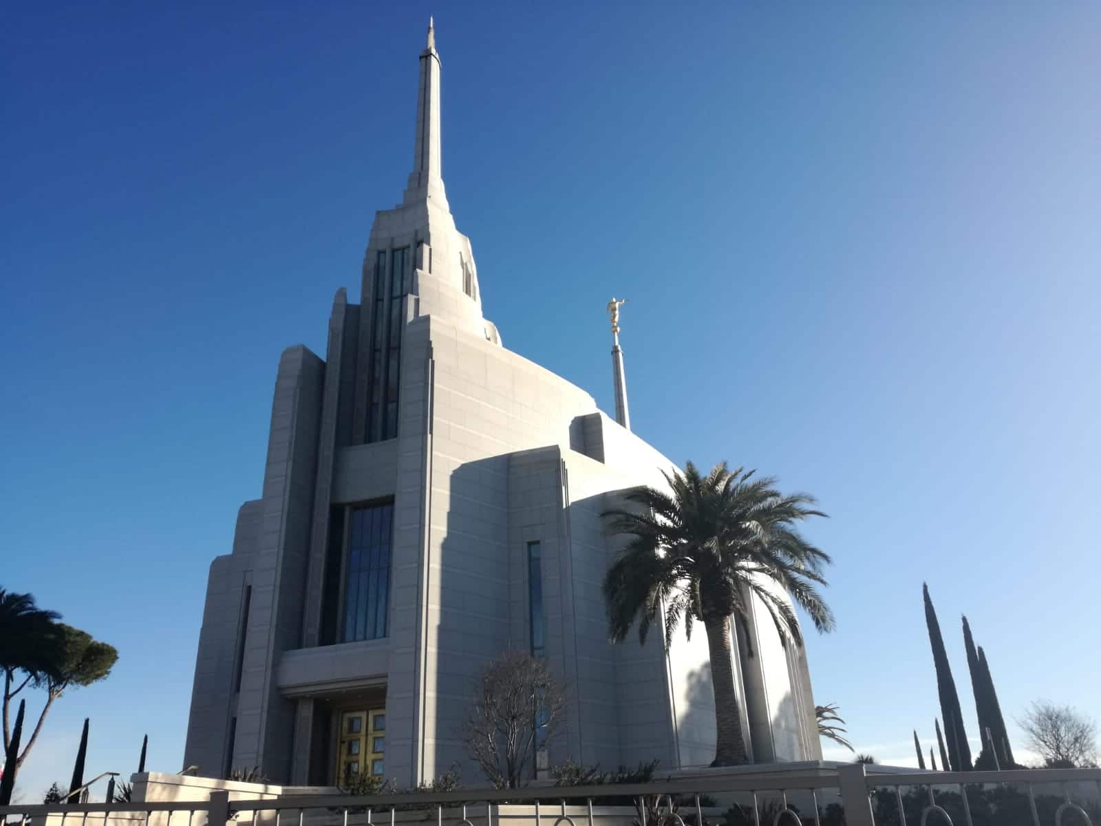 Mormoni Roma | Tempio mormone Roma Bufalotta | Visite | Indirizzo