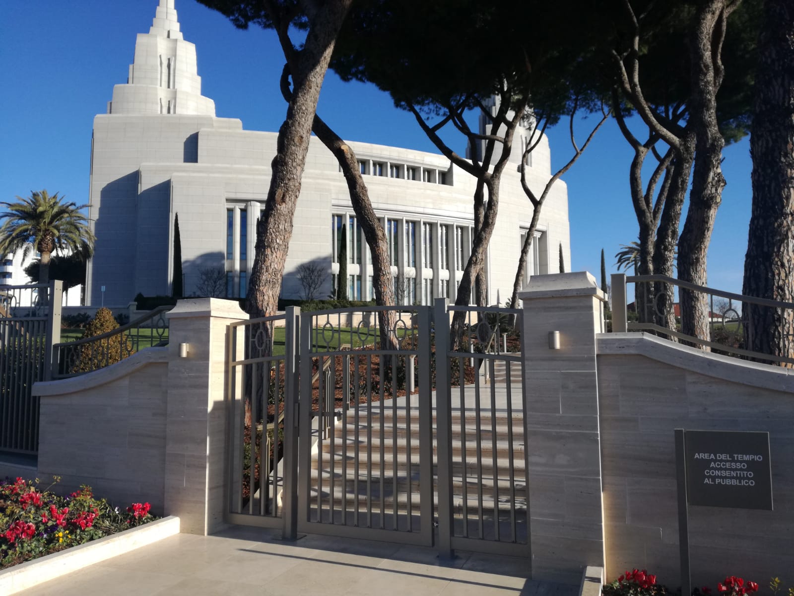 Mormoni Roma | Tempio mormone Roma Bufalotta | Visite | Indirizzo