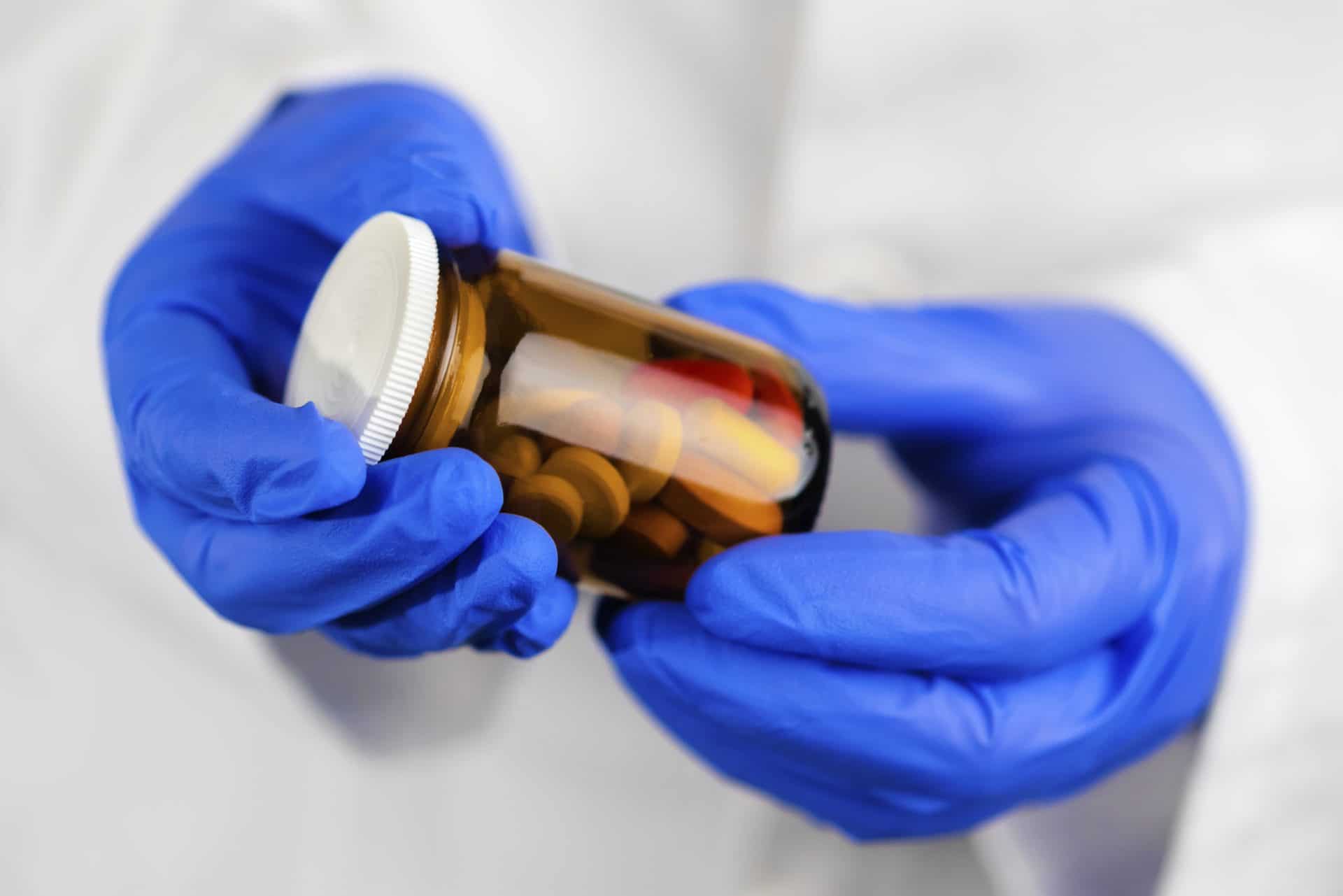 "Molti antibiotici hanno smesso di fare effetto": l'Ue lancia l'allarme