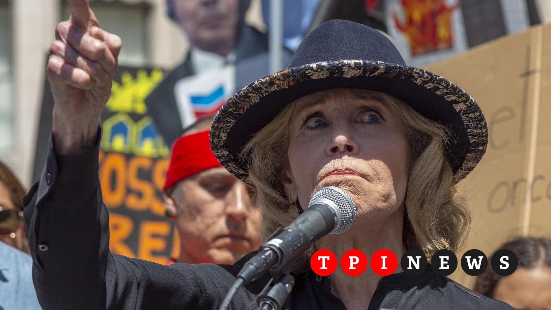 Jane Fonda arrestata per aver partecipato alla manifestazione sul clima
