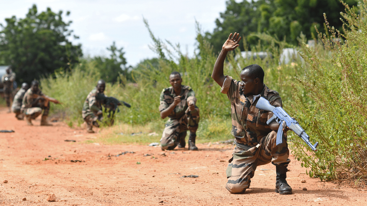 Niger: attacco a base militare, almeno 10 vittime. Sospetti su Boko Haram