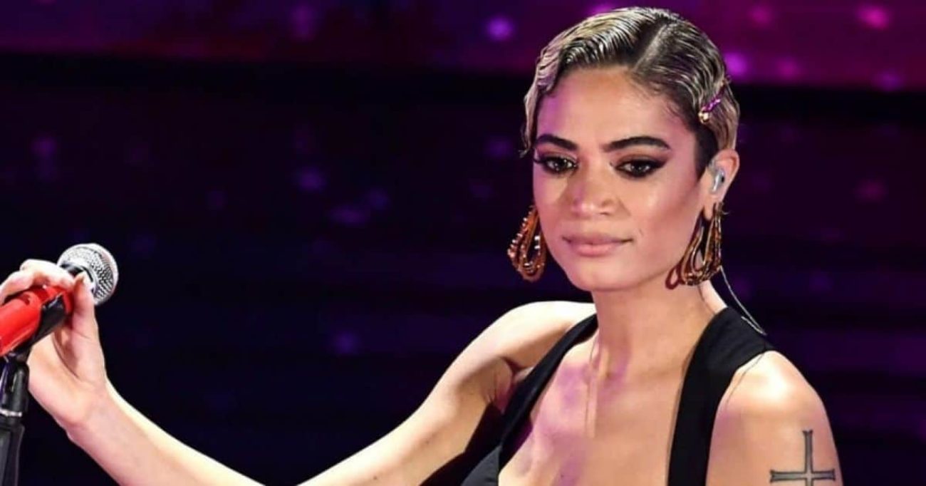 Elodie: "Cresciuta fra droga in famiglia e amiche incinte a 15 anni"