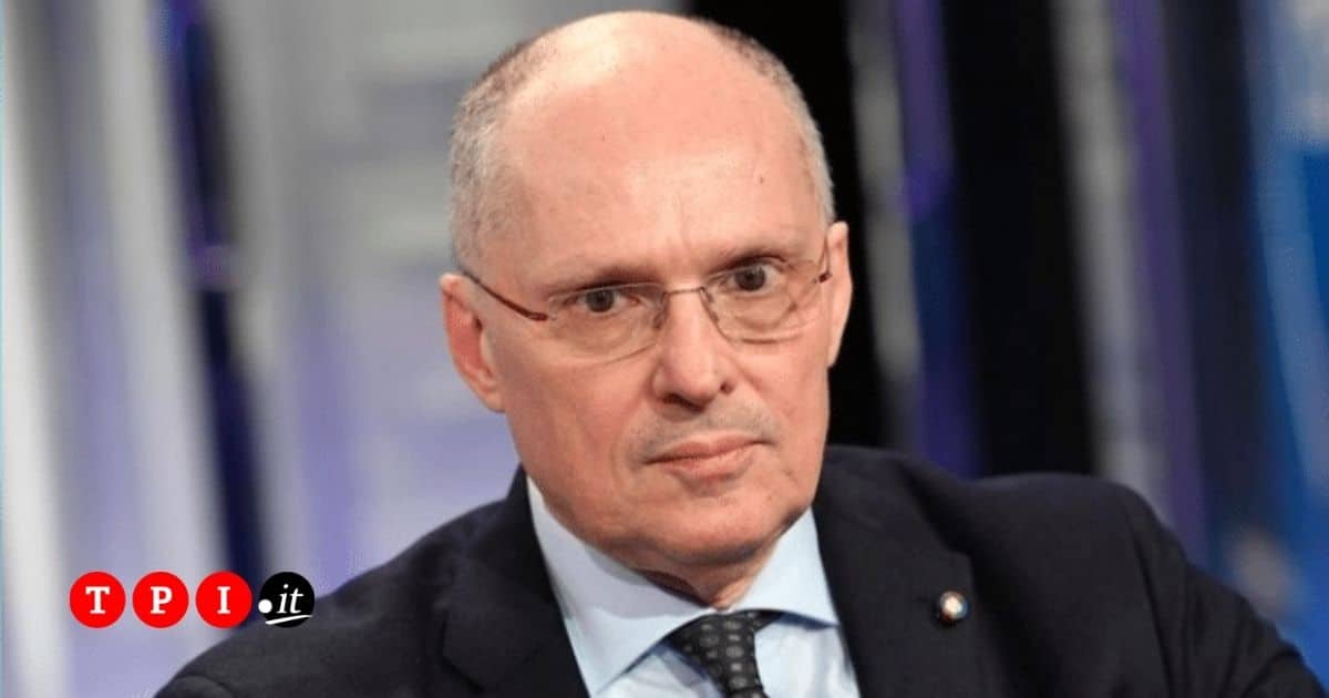Covid, Ricciardi: "Probabile ritorno alla normalità tra molti anni"