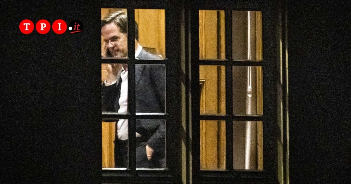 Olanda, governo di Rutte si dimette dopo scandalo sui sussidi per l ...