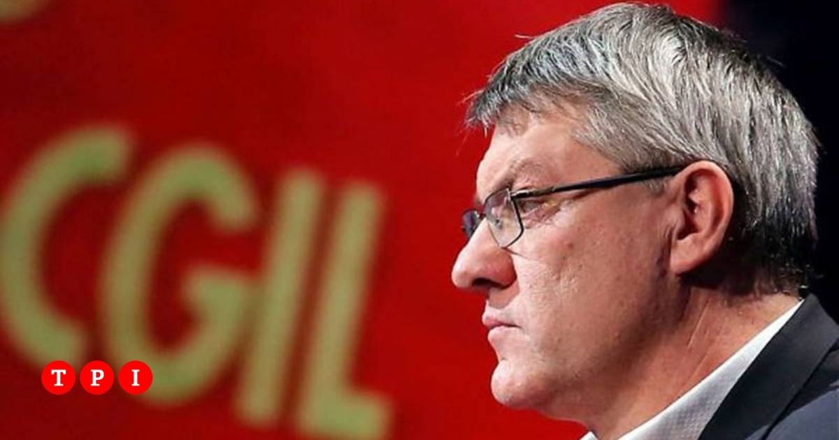 Landini: "Oggi è il momento di vaccinare e non il momento di licenziare"