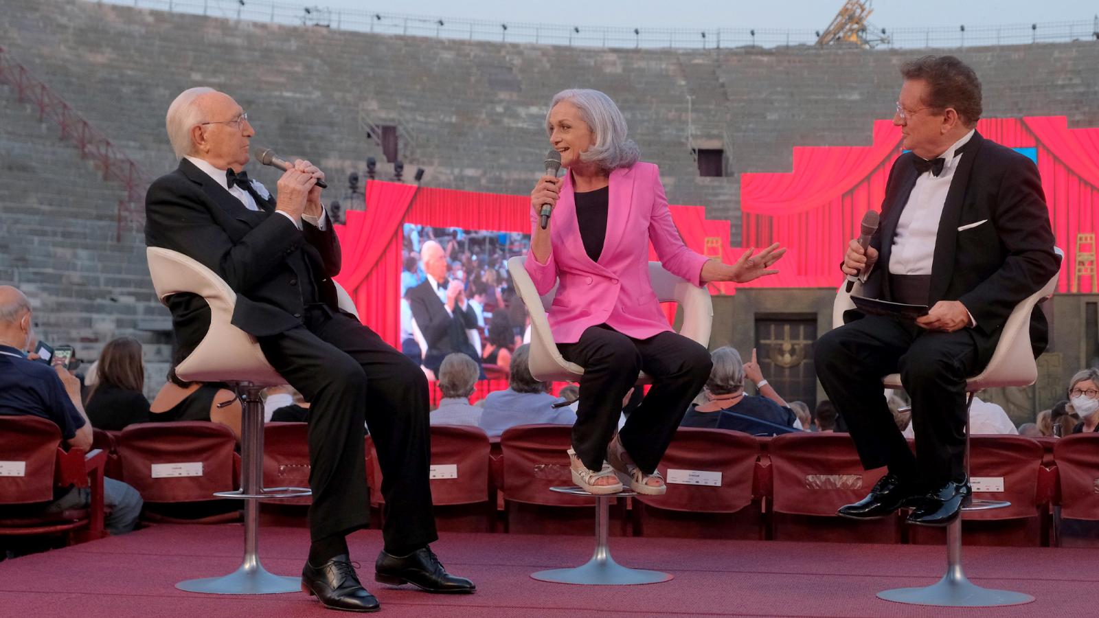 Pagliacci: su Rai 3 l'Opera di Leoncavallo dall'Arena di Verona