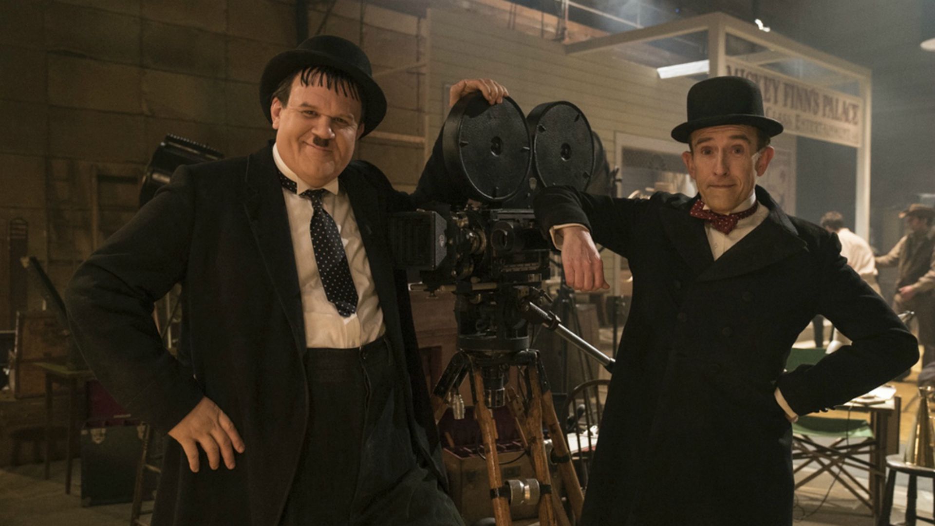 Stanlio e Ollio: il cast (attori) completo del film in onda stasera su ...