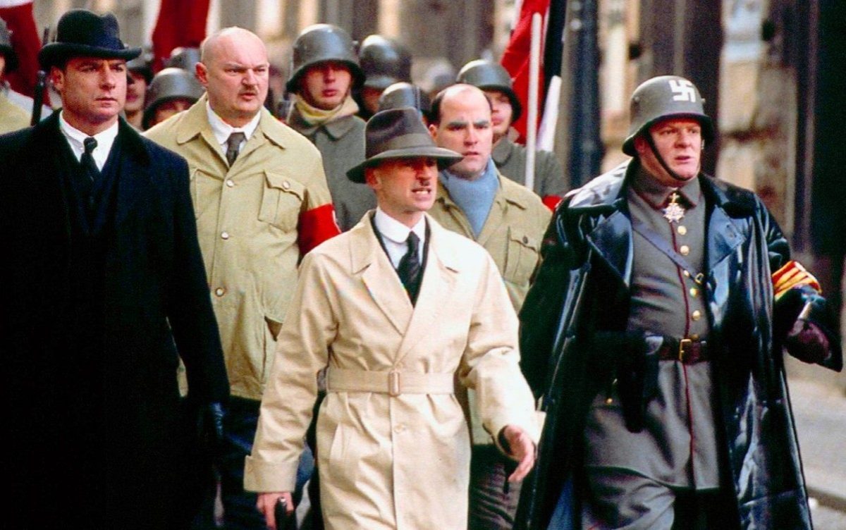 Il giovane Hitler: trama, cast e streaming del film su La7