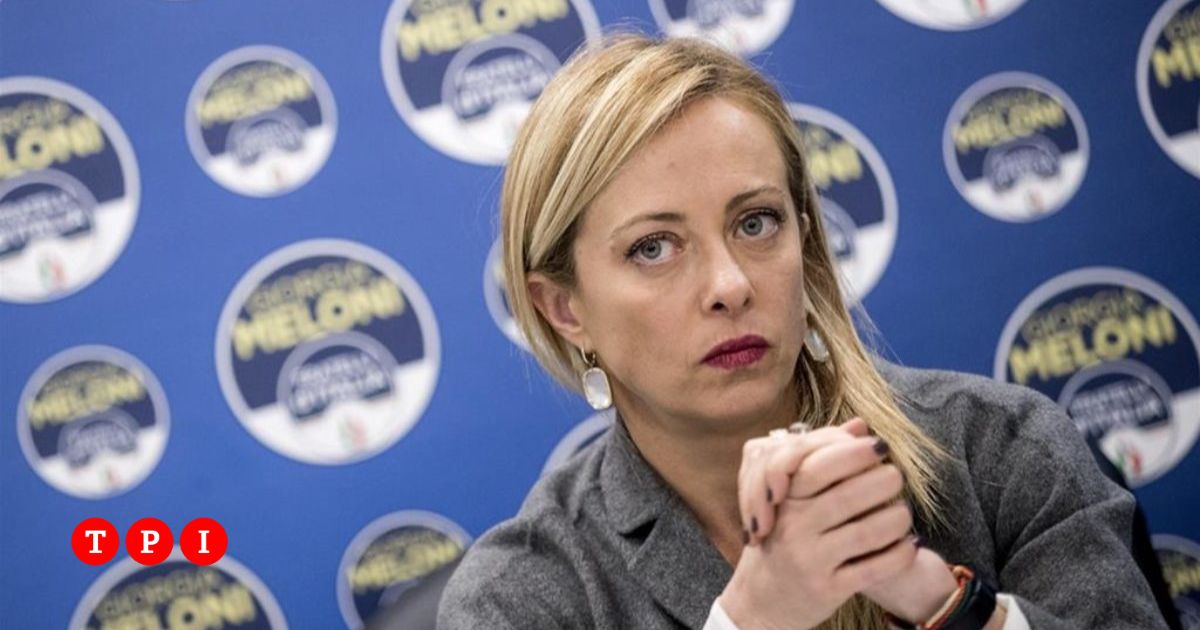 Meloni alla kermesse di Vox: "Non siamo mostri, viva l'Europa dei patrioti"