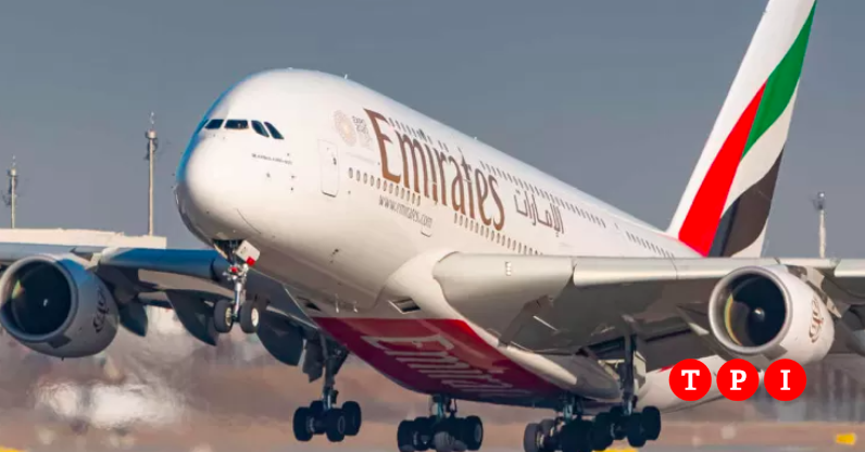 Aereo dirottato sull'Italia, volo Emirates costretto a tornare ad Atene