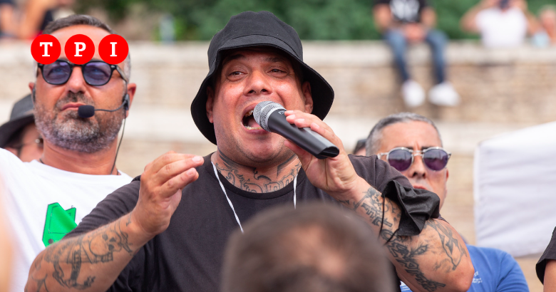 L'imputato Castellino presenta alla Camera il suo nuovo partito 'Italia ...