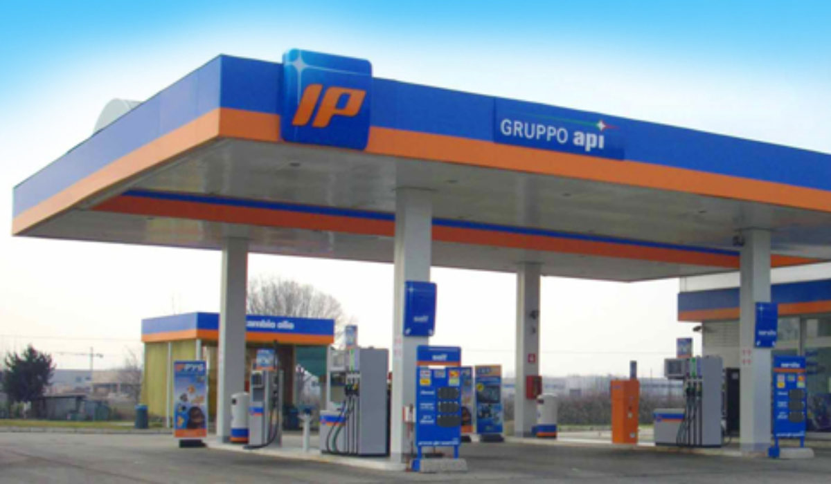 IP acquisisce gli asset italiani di carburanti e raffinazione di Esso