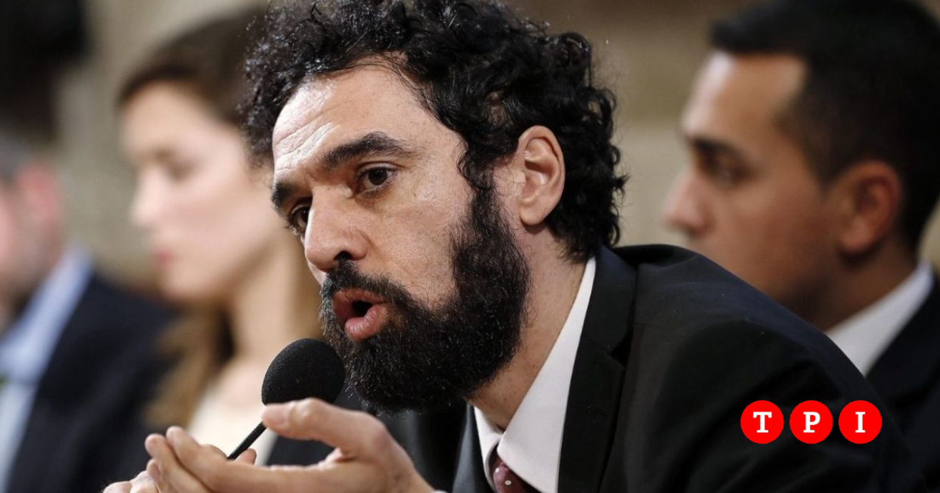L'ex M5s Giarrusso entra nel Pd: "Sto con Bonaccini, all'Italia serve ...