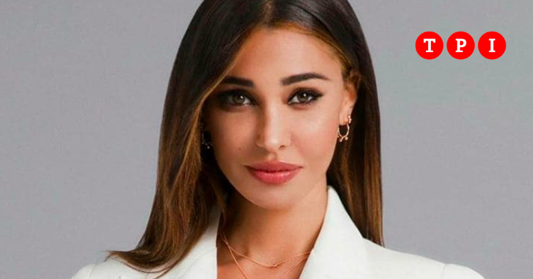 Belen sparita dai social, la madre risponde ai commenti degli haters Belen sparita dai social, la madre risponde ai commenti degli haters