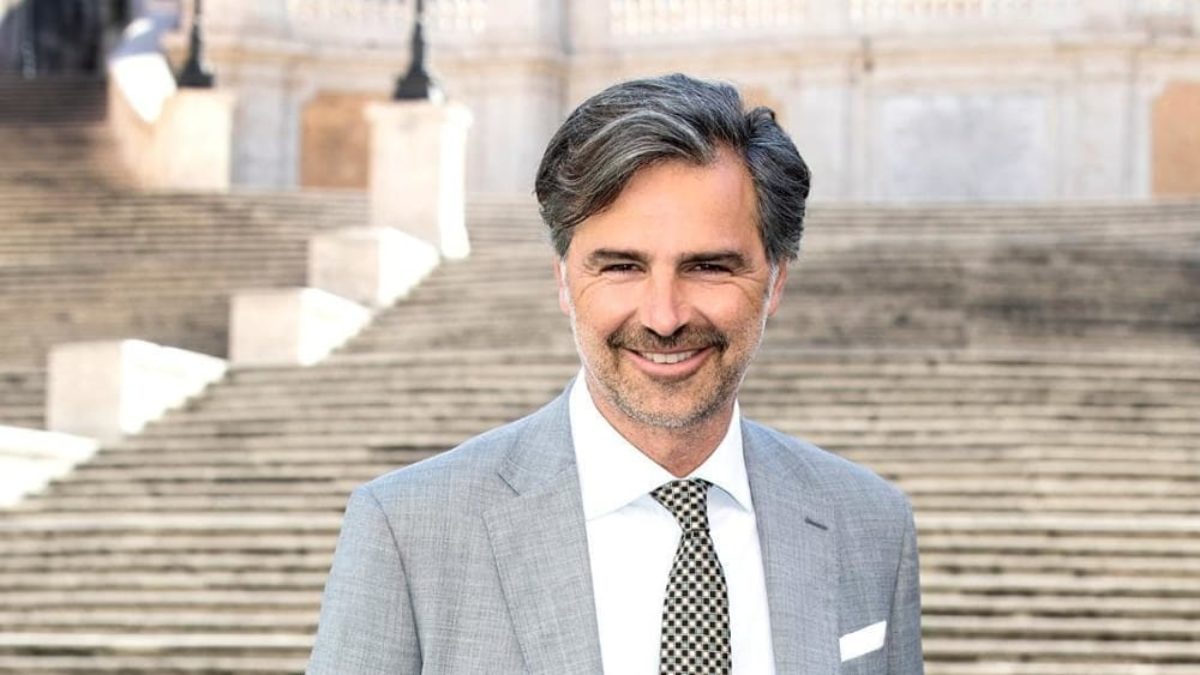 Chi è Beppe Convertini: biografia, vita privata e curiosità sull'attore
