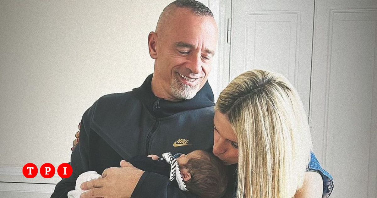Prima foto da nonni per Michelle Hunziker ed Eros Ramazzotti