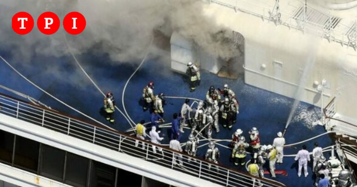 Incendio sulla nave da crociera Pacific Adventure con 3mila passeggeri