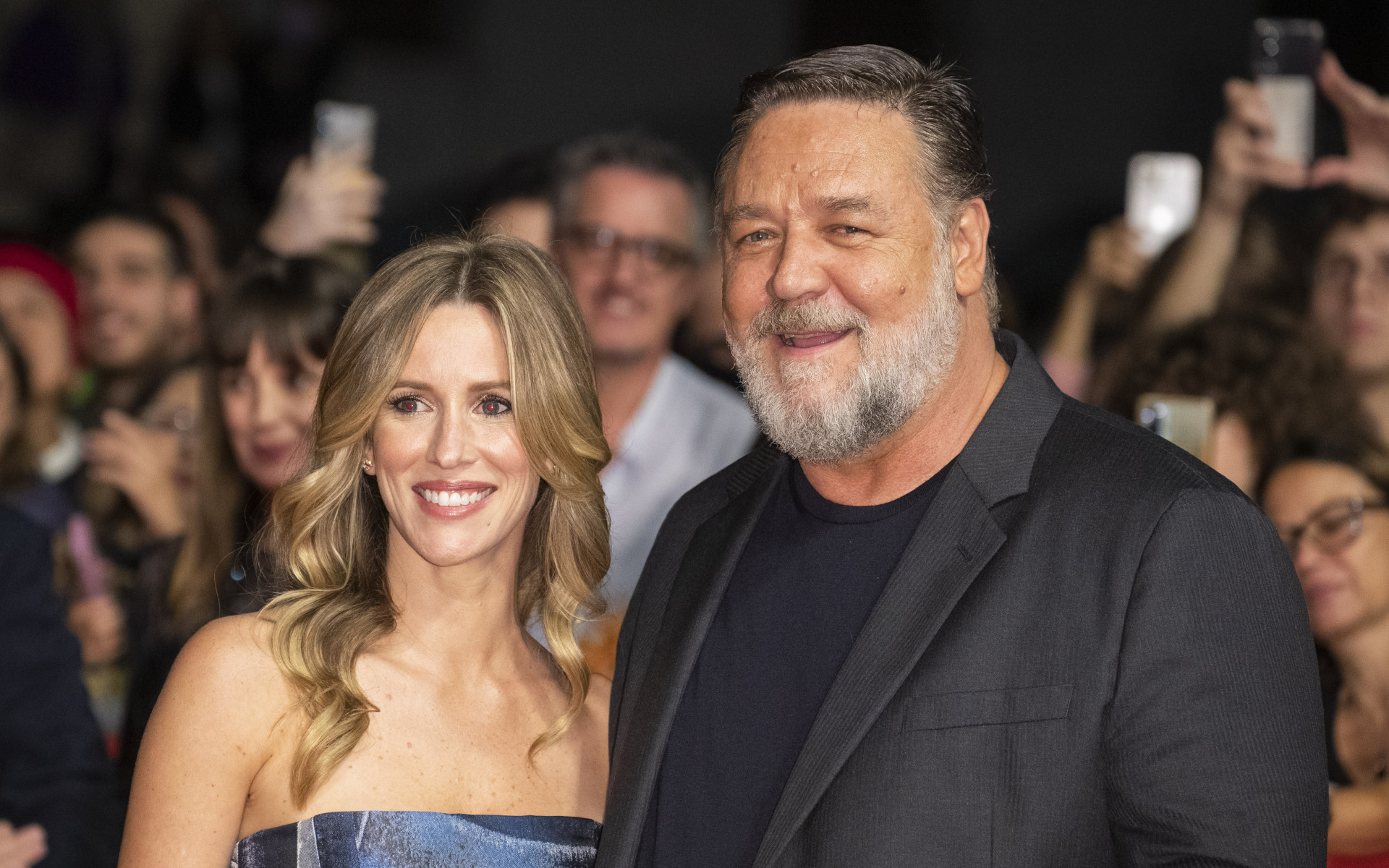 Chi è Britney Theriot, la fidanzata di Russell Crowe a Oggi è un altro ...
