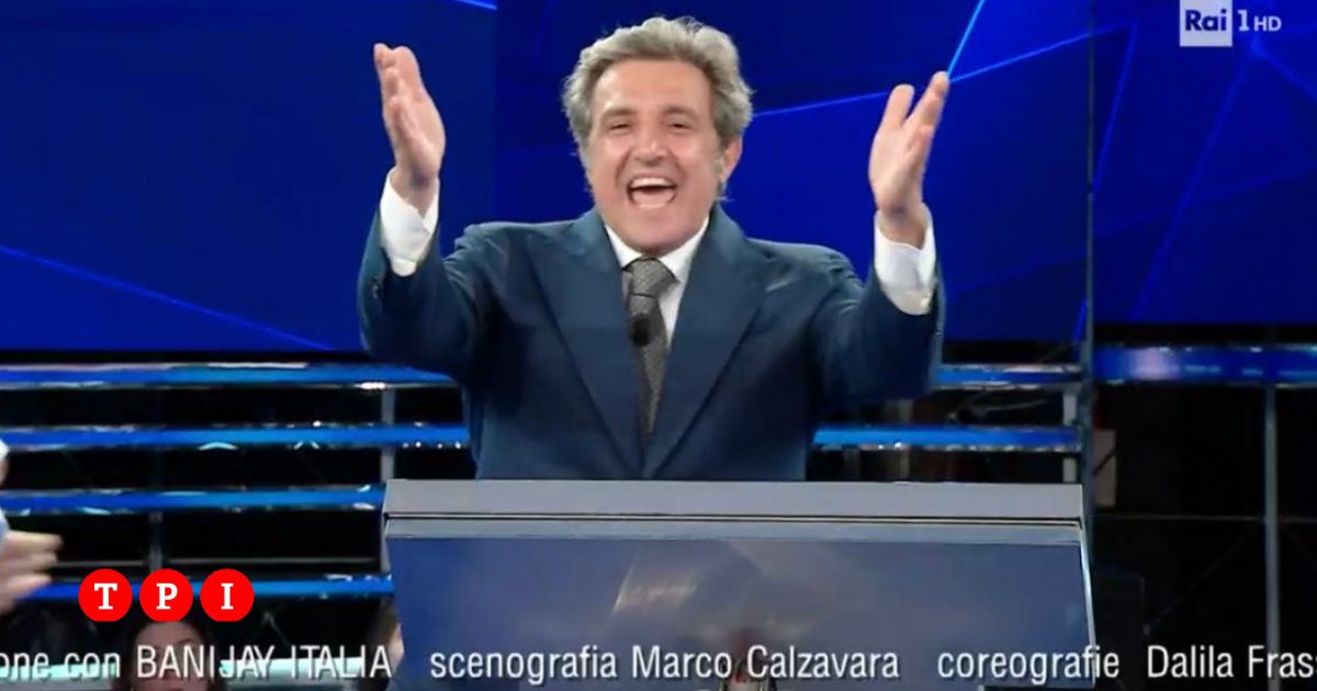 L'addio commosso di Flavio Insinna all'Eredità: L'addio commosso di Flavio Insinna all'Eredità: