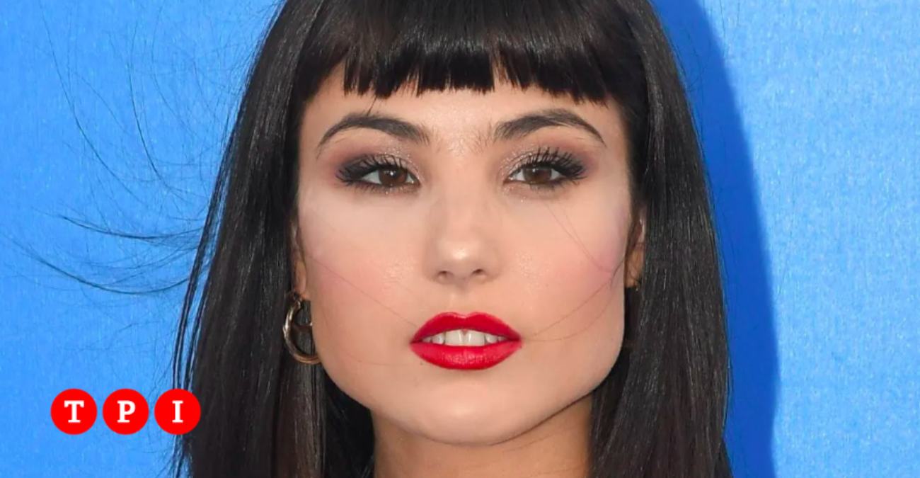 Soleri risponde agli haters: "Foto mezza nuda anche prima di damiano"