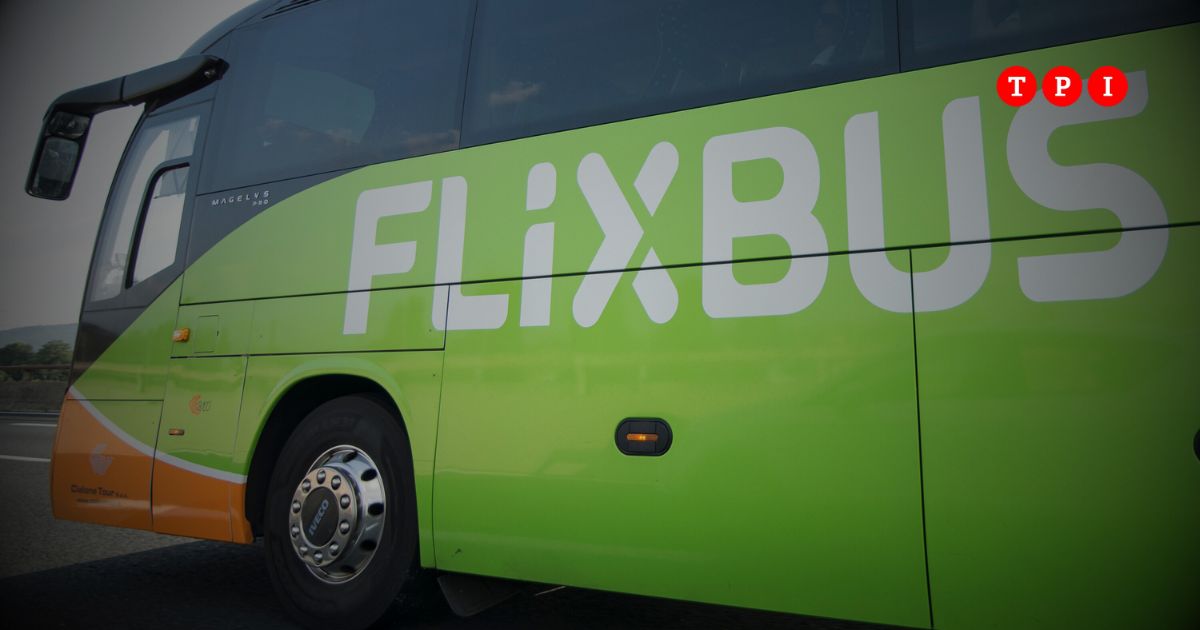 Incidente sull'A1 per un pullman Flixbus: muore passeggero 19enne