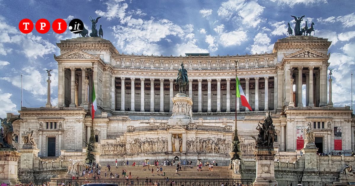 Parata 2 giugno 2024 Roma: chi partecipa, orario durata, biglietti ...